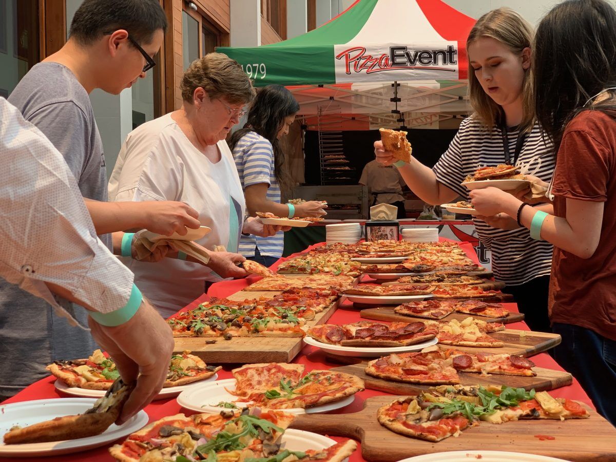 Sydneys Mobile Pizza Catering | Pizza Event